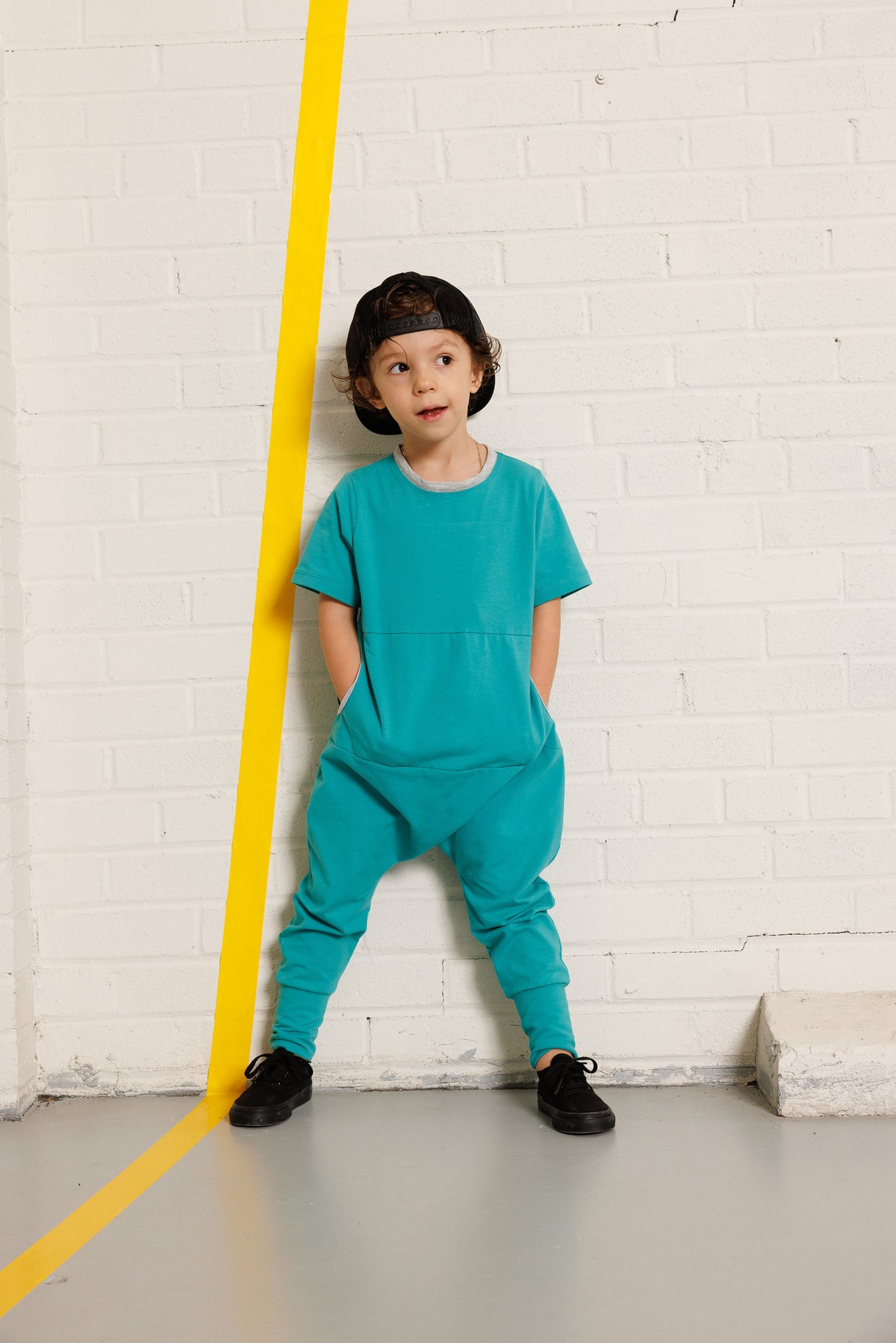 PEEK POCKET ADAPTIVE ROMPER– Uniquely Regal Kids